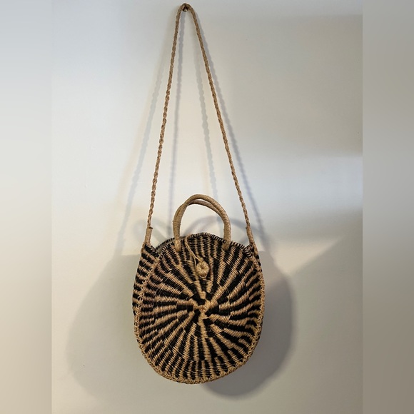 abaca | Bags | Abaca Woven Black And Brown Crossbodyshoulderhandbag ...